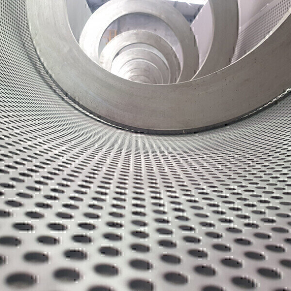 Combined Sewer overflow screen reduces unsightly pollution-causing ...